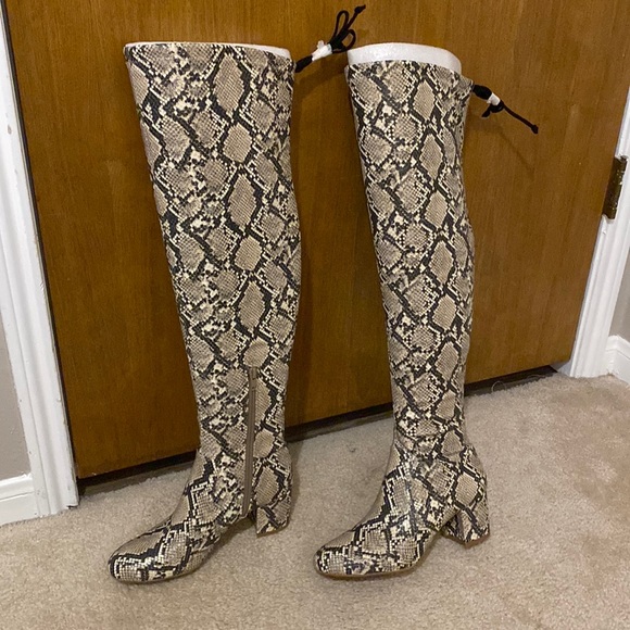 Gianni Bini | Shoes | Gianni Bini Snake Boots | Poshmark